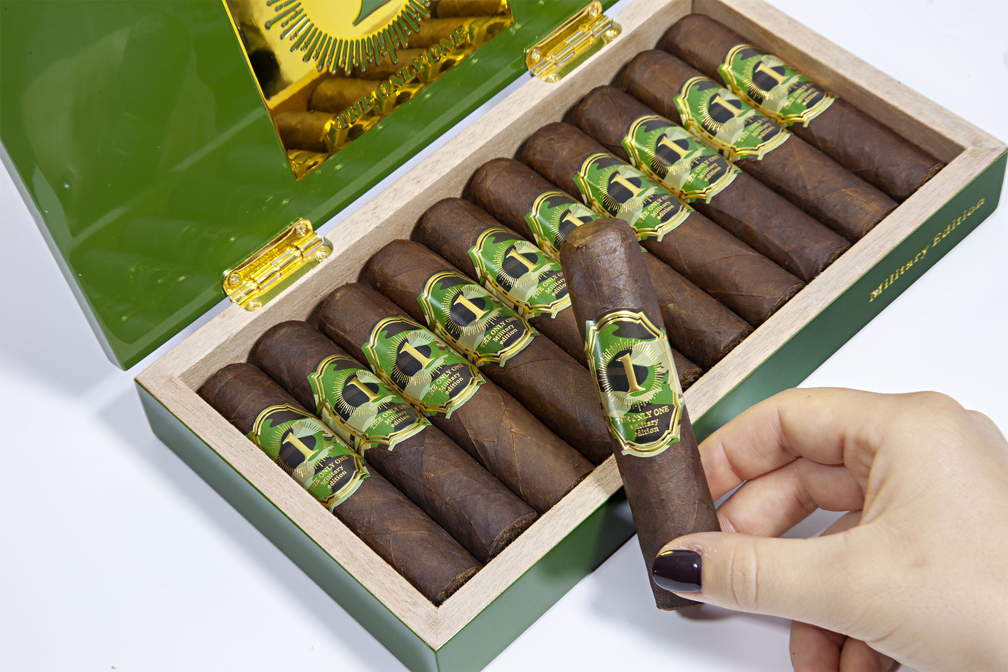 Collection « Military Edition» – The Only One Cigars